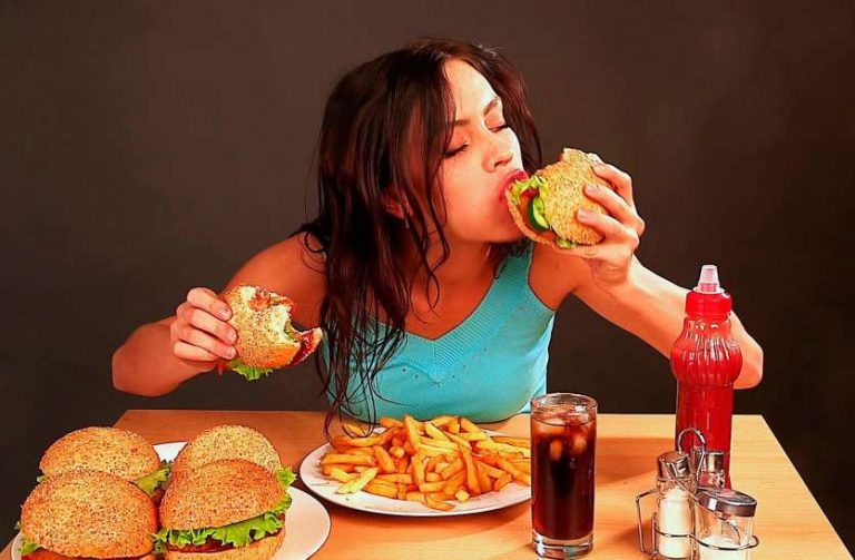 Easy Methods to Give Up Eating Junk Foods - AdSum Restaurant - New ...